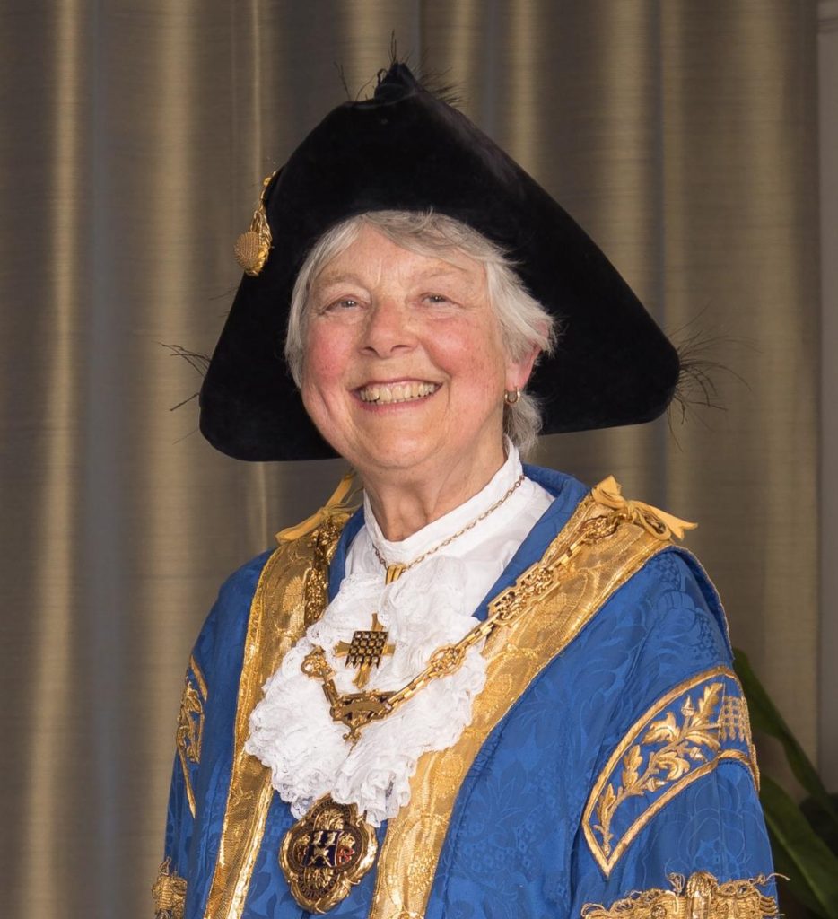 Na zabavi u susjedstvu o temi dana - nitko ni da pisne. Putopis s Otoka ...